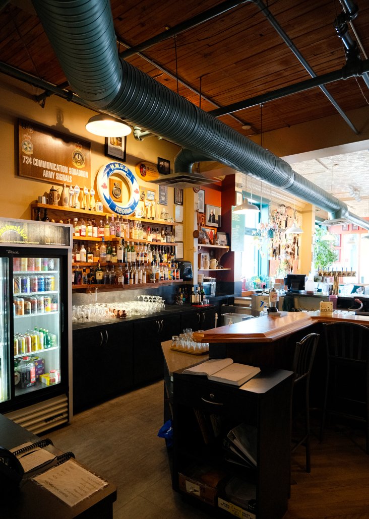 About « Bushwakker Brewpub Regina